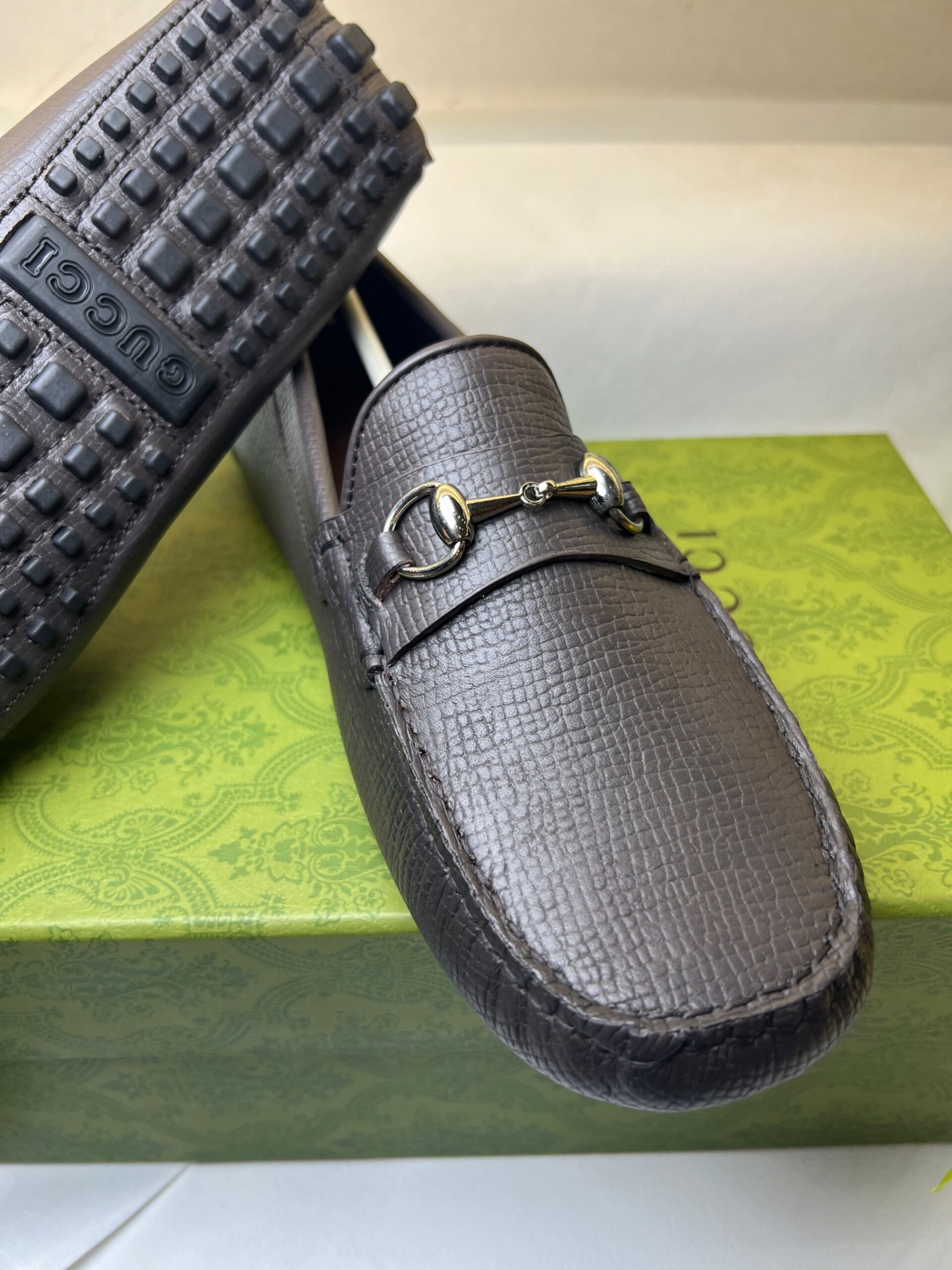 Gucci Horsebit Driver Brown For Men 674254 - Crozus